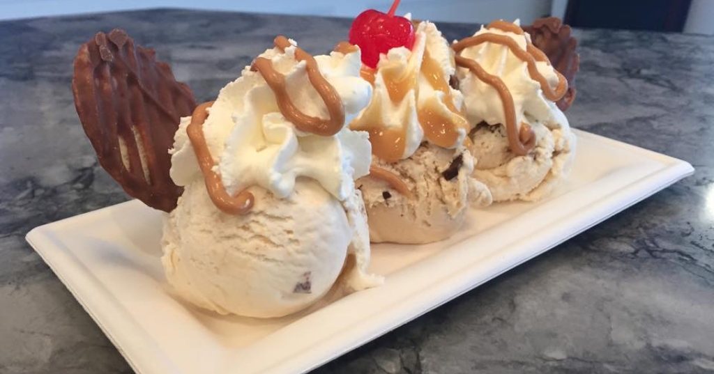 Lake Effect Ice Cream | Niagara Falls USA